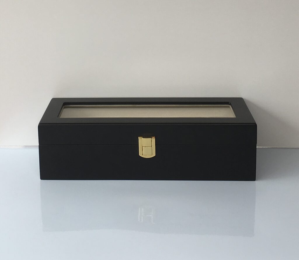 Wooden Glass Top Watch Box in Red or Matte Black – AUSUJO